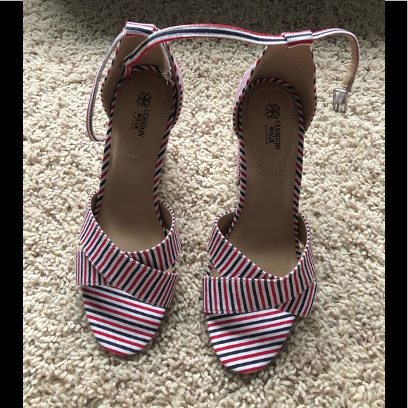 Avon | Shoes | Avon Cushion Walk Sandal | Poshmark